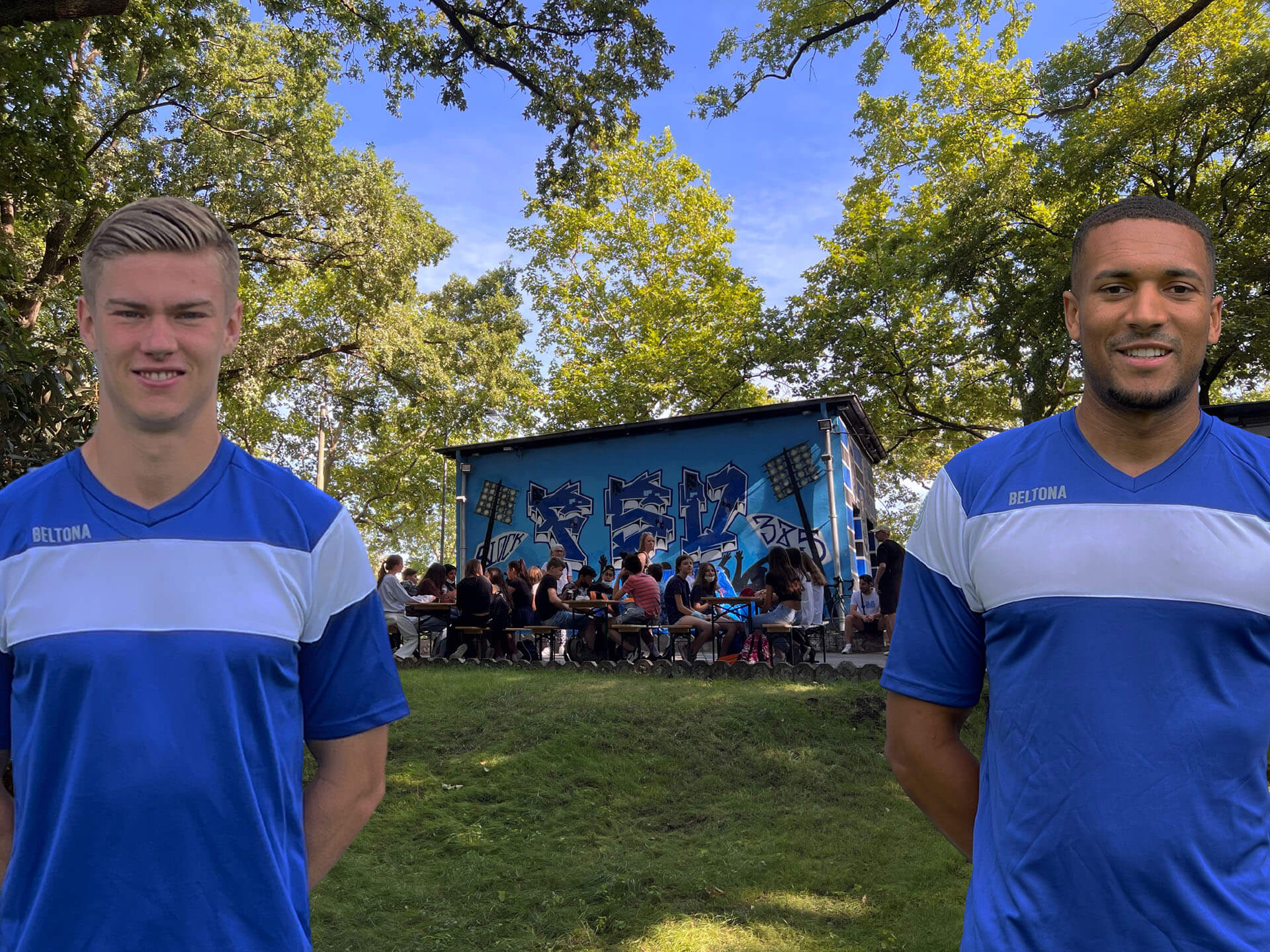 Noel Knothe und Noah Awassi zu Gast im Fanhaus | FSV Frankfurt 1899